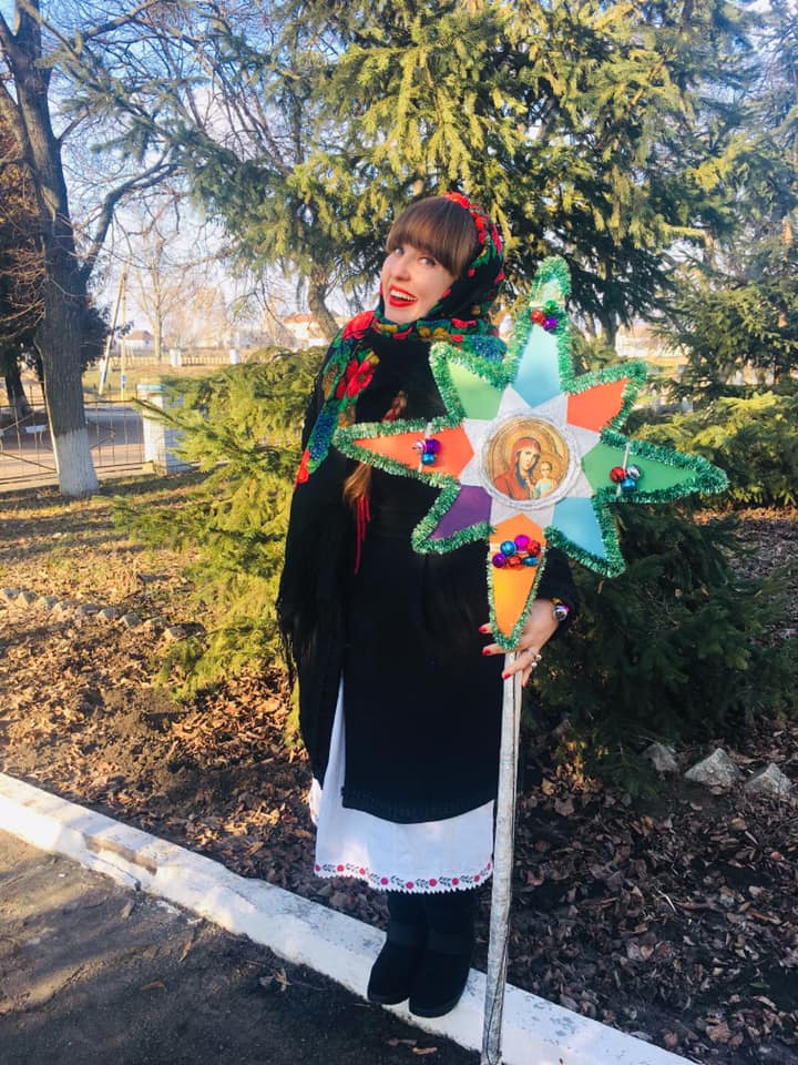 Les symboles du Noël ukrainien: théâtre de rue, chants ancestraux ...